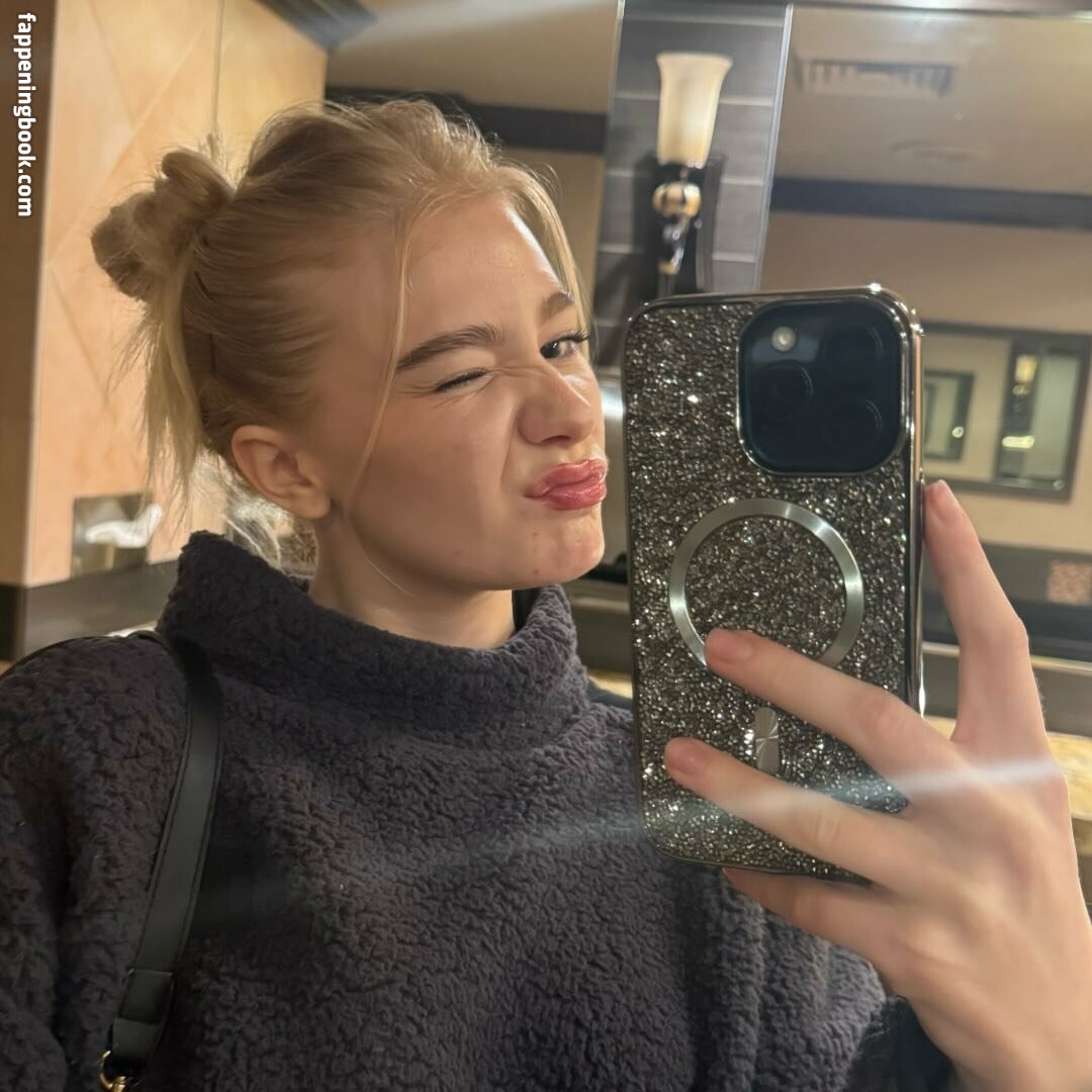 Kendall / kendalljenson / ahsolladnek Nude, OnlyFans Leaks, Fappening - FappeningBook